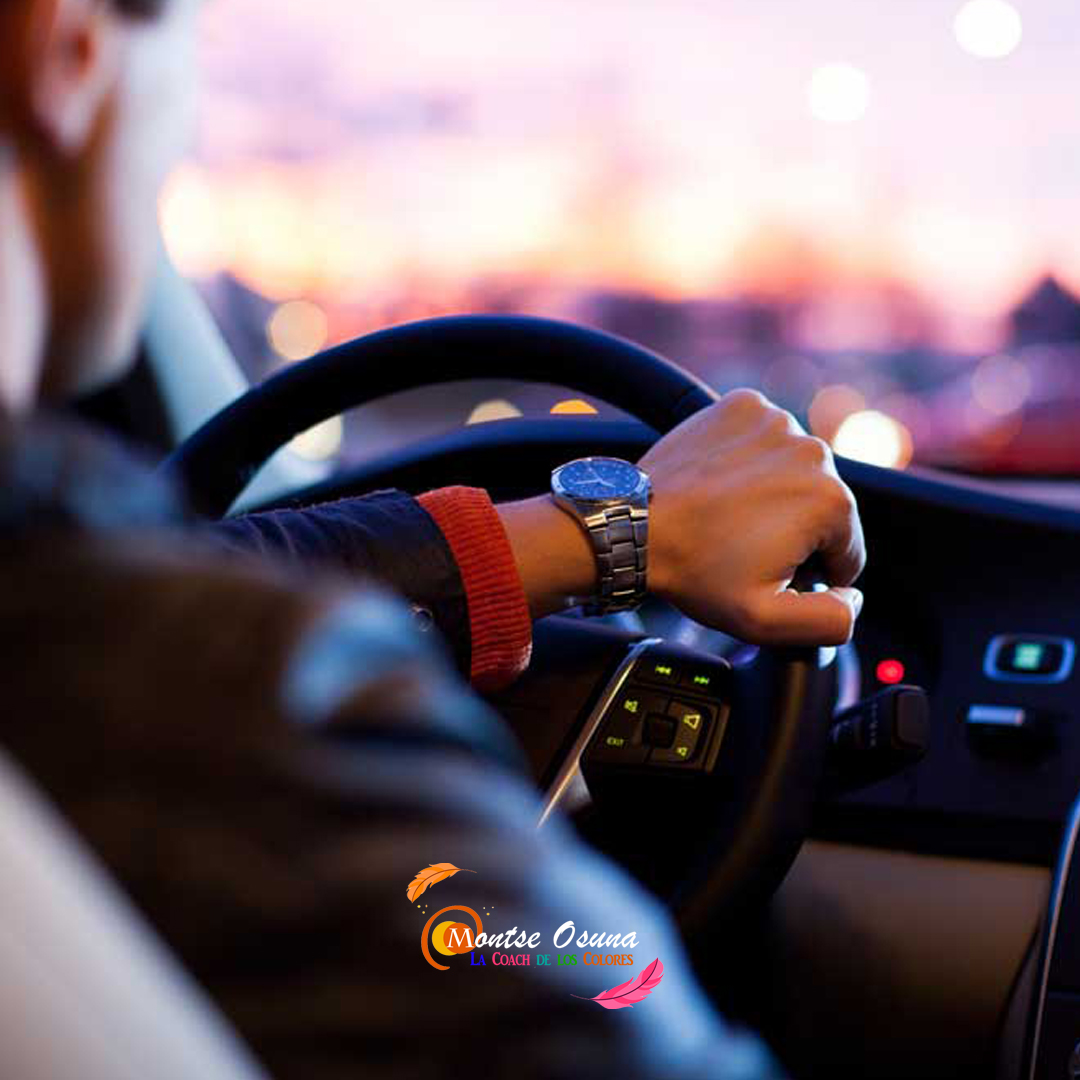 SOÑAR QUE CONDUCIMOS UN AUTOMÓVIL - Montse Osuna coach